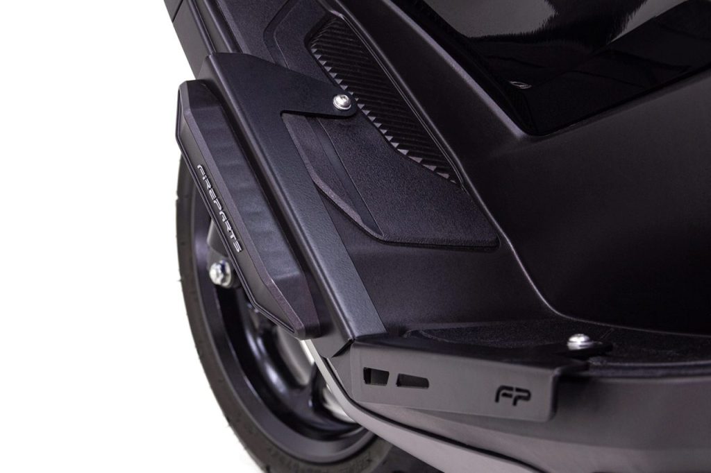 SLIDER FLOOR BOARD YAMAHA NMAX CONNECTED - FullMoto Perú | Los mejores ...